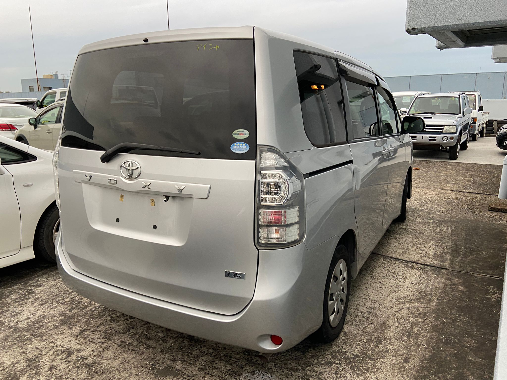 2012 Toyota Voxy - ATC Japan