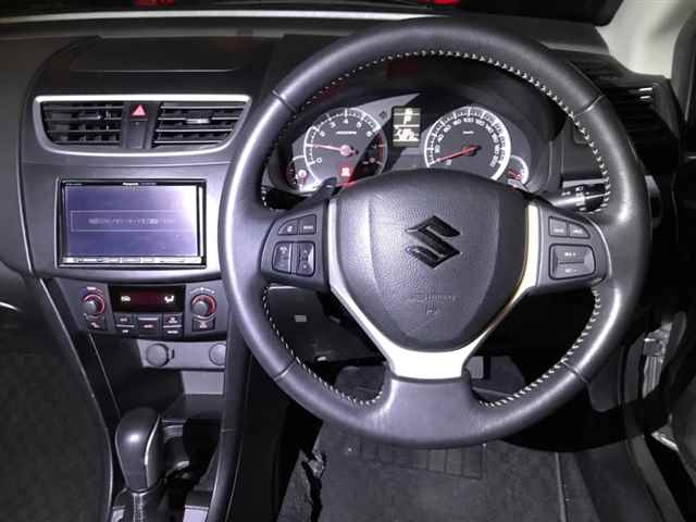 SUZUKI SWIFT RS