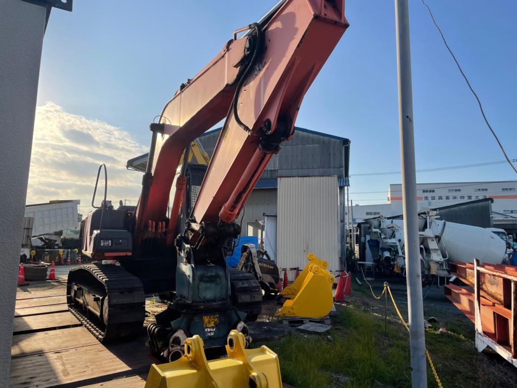 HITACHI HYDRAULIC EXCAVATOR - ATC Japan
