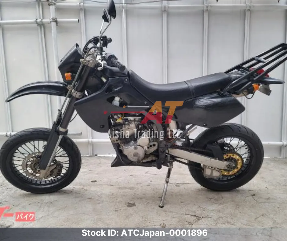 Kawasaki D-Tracker Custom Carrier Fenderless Rear Tire New BT39 ...